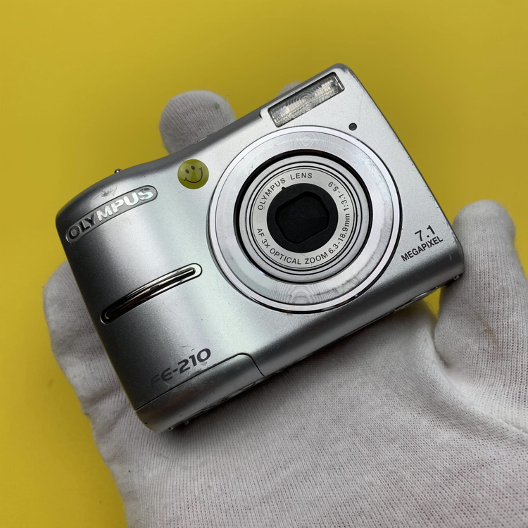 Aparat cyfrowy Olympus FE-210 | Wysoka Jakość, 100% Dobra Cena - AnalogiSklep